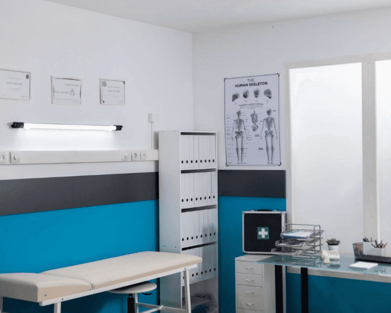 Custom Furniture Besi untuk Rumah Sakit & Klinik - Sinar Indah Teknik